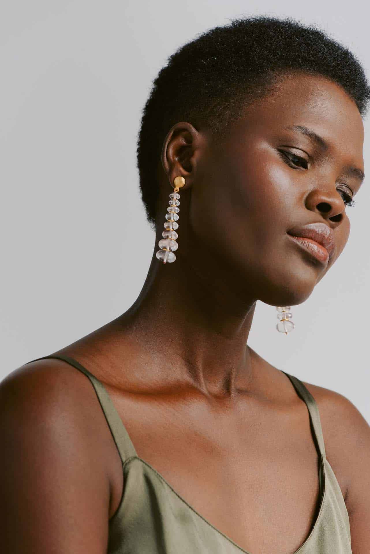 9 Best Earrings for Short Hair 2023 | Hand-Picked for You!