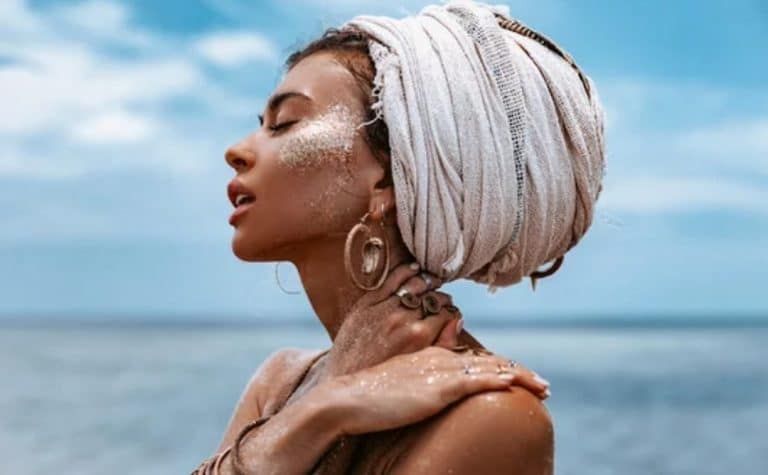 Why Do My Earrings Smell? | How to Get Rid of the Ear Cheese