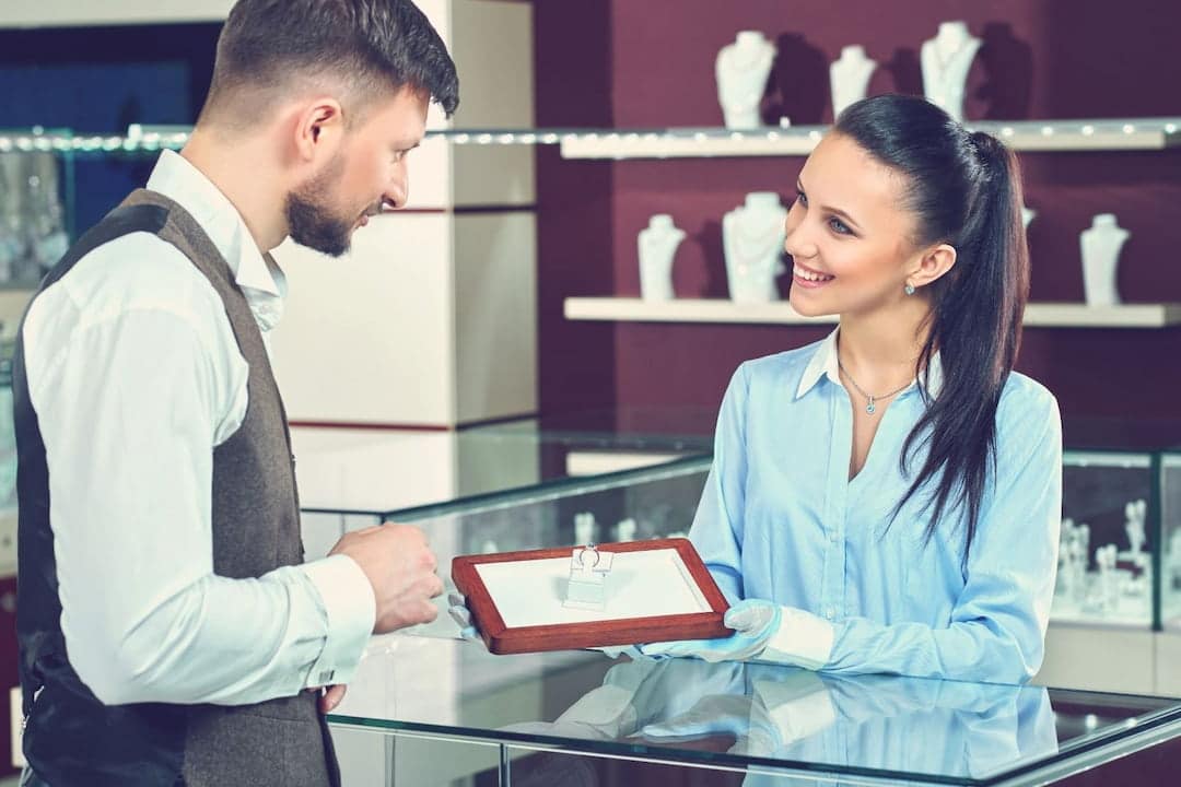 How To Get The Most Money Selling A Diamond Ring | My Guide