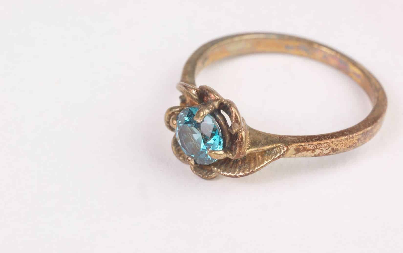 How to Tell How Old a Ring Is | Antique & Vintage Jewelry