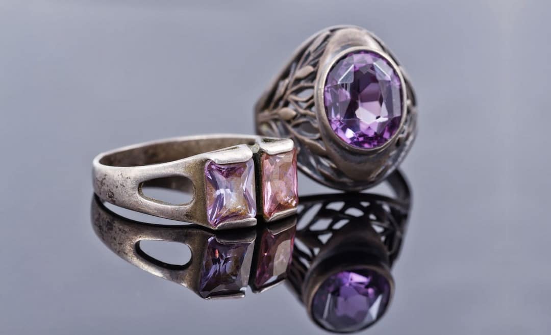 How to Tell How Old a Ring Is | Antique & Vintage Jewelry