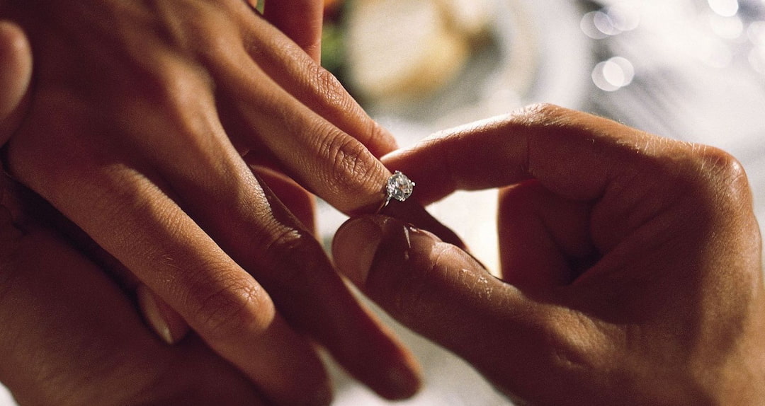 Promise Ring VS Engagement Ring | Purpose, Types & Styles!